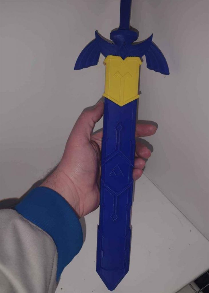 Nintendo switch 6 game case, master sword - Pioneer 3D | 3D Printing